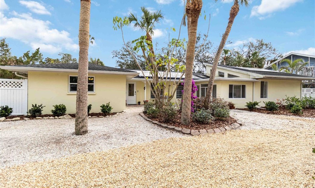 Rare Find On Siesta Key Home Large, In Siesta Key, Florida, United ...