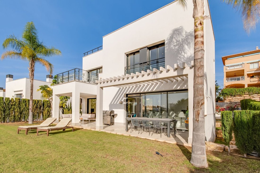 Estepona House Detached Villa In Estepona, Andalusia, Spain For Sale ...