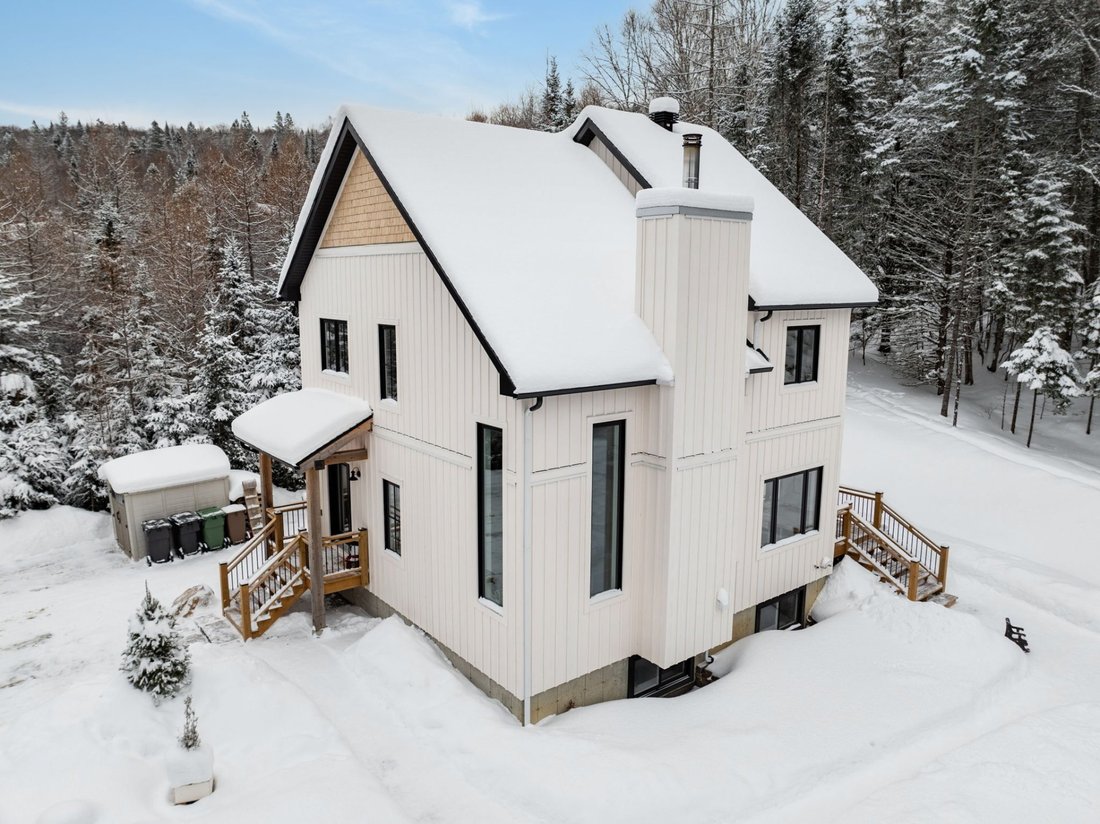 Charming Scandinavian House Built In 2022! In Lac Supérieur, Quebec ...