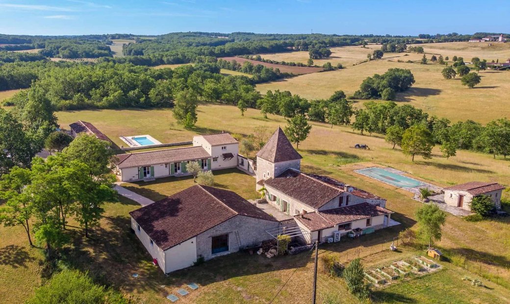 Quintessential French Lifestyle And Revenue In Sérignac, Occitanie ...