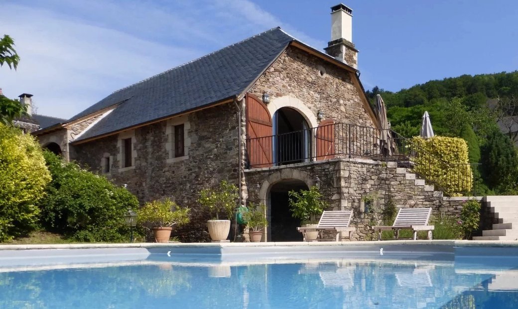 Pituresque Valley Barn Conversion With In Gagnac Sur Cère, Occitanie ...