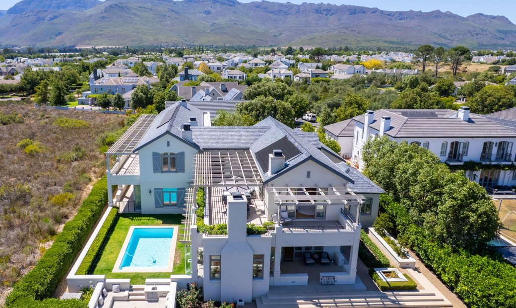 An In Val De Vie Winelands Lifestyle Estate, Western Cape, South Africa ...