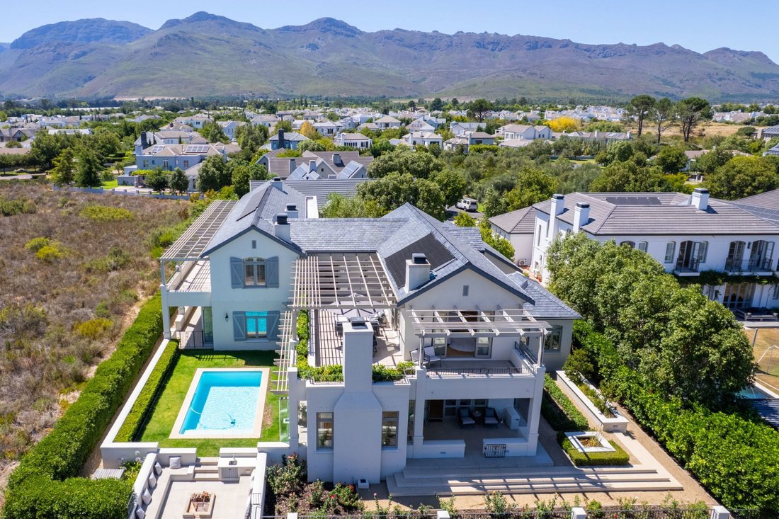 An In Val De Vie Winelands Lifestyle Estate, Western Cape, South Africa ...