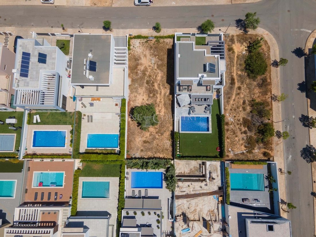 Fonte Santa Plot With Approved Project In Quarteira, Faro District ...