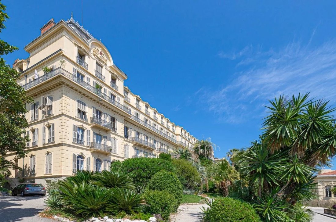 Nice Apartment In Nice, Provence Alpes Côte D'azur, France For Sale ...