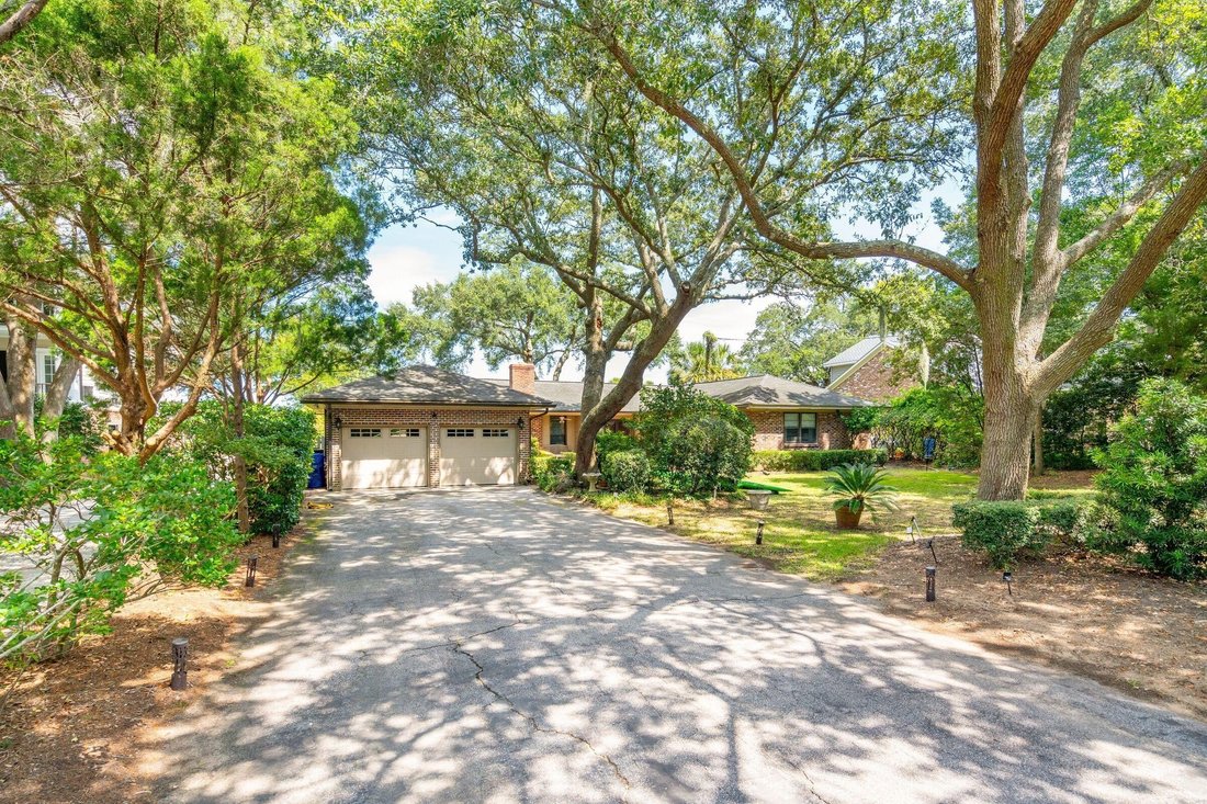 Mid Century Ranch With Incredible In Charleston, South Carolina, United ...