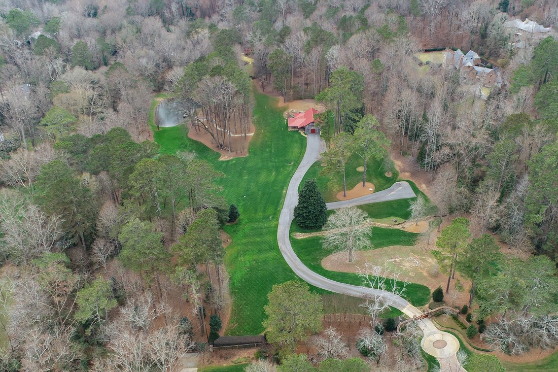 A Rare Find Of 13+ Landscaped Acres Inside In Atlanta, Georgia, United ...