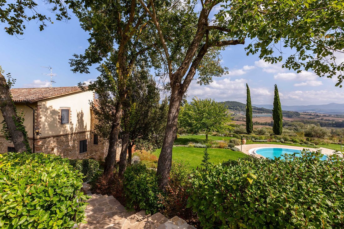 Designer Villa With A View Of Todi In Todi, Umbria, Italy For Sale ...