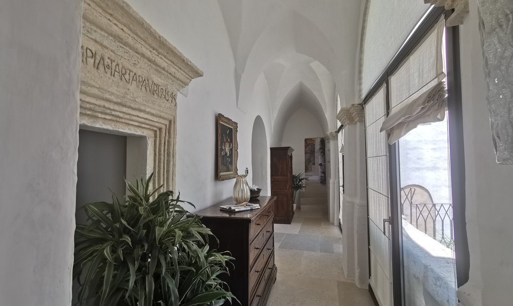 Vendesi Palazzotto Ristrutturato Del Secolo Xvi Con In Parabita, Apulia ...