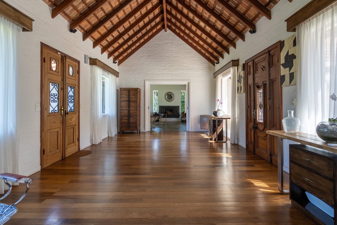 Excellent House Located In In Punta Del Este, Maldonado Department ...