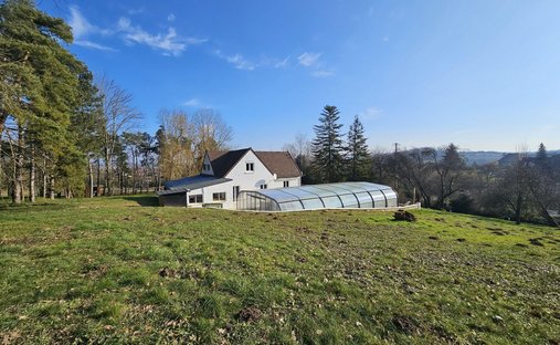 Luxury villas for sale in Roucy, Hauts-de-France, France | JamesEdition