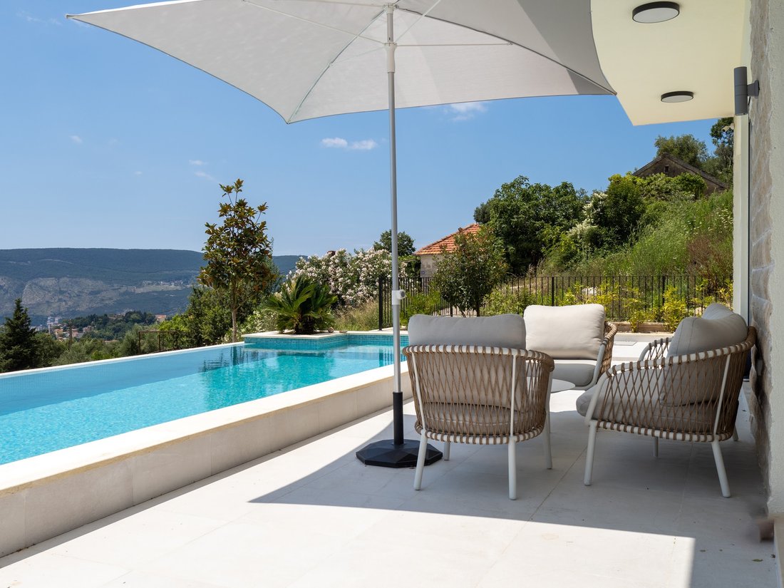 Four Bedrooms House In Podi With In Podi, Herceg Novi Municipality ...