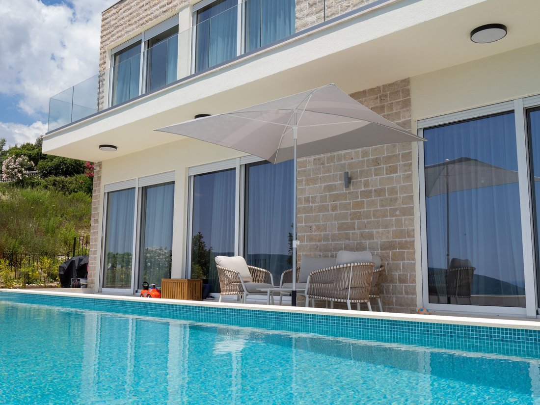 Four Bedrooms House In Podi With In Podi, Herceg Novi Municipality ...