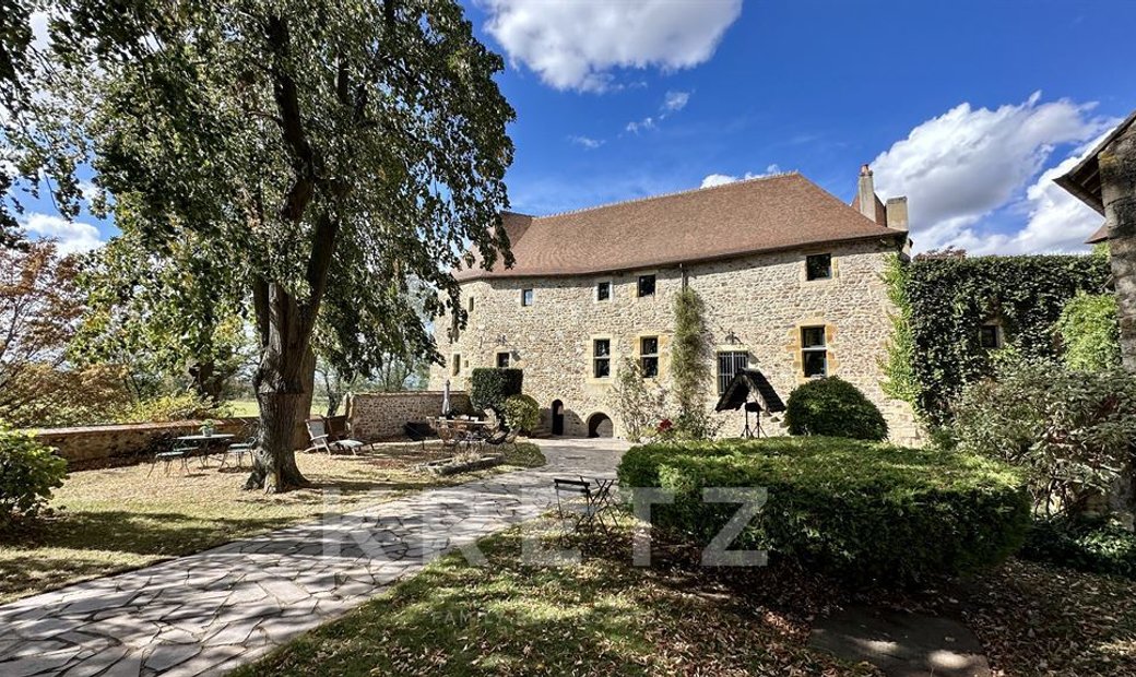 Castle Listed As Historical In Montluçon, Auvergne Rhône Alpes, France ...