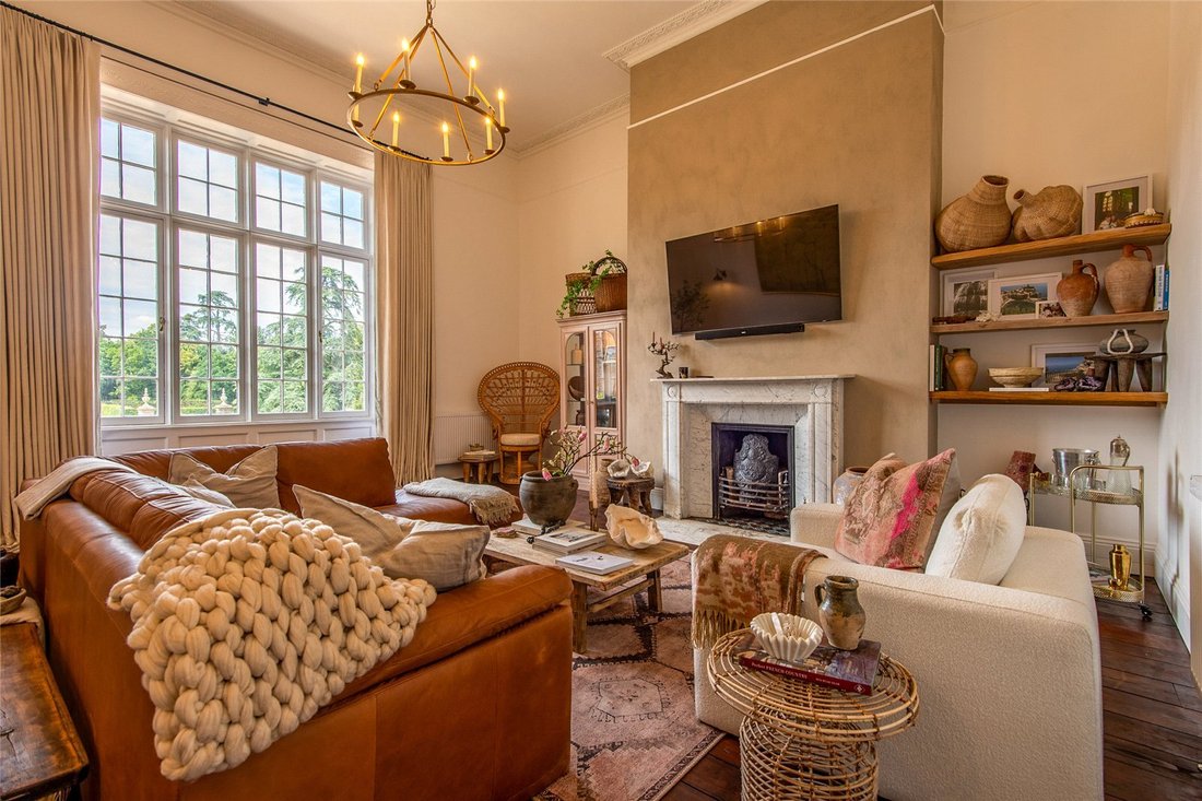 4 Bedroom House For Sale In Hurn In Hurn, England, United Kingdom For ...