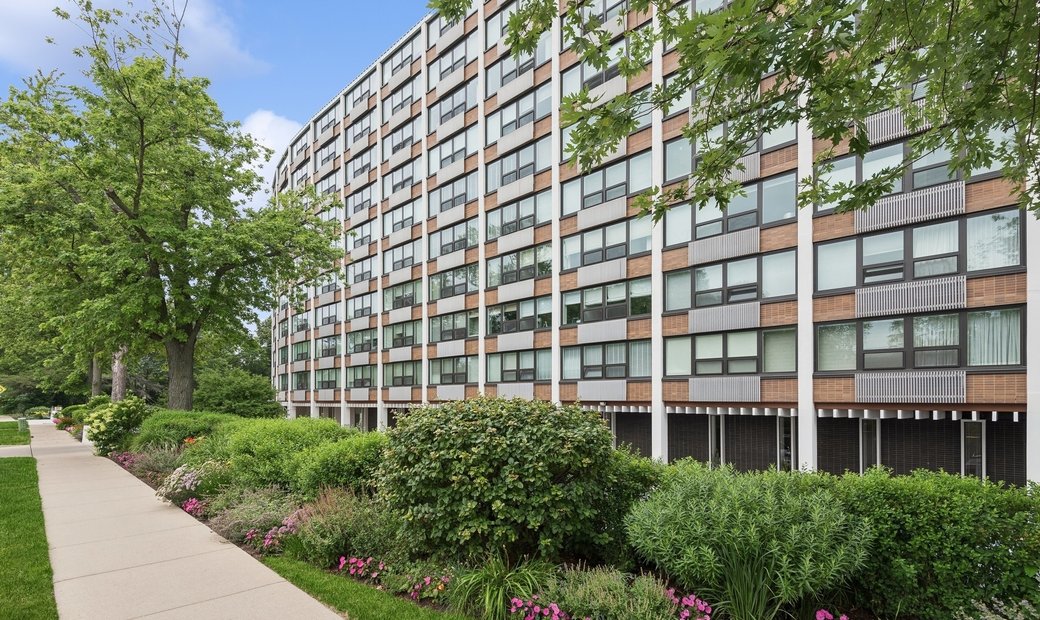 Luxury Lakefront Living In Wilmette, Illinois, United States For Sale ...