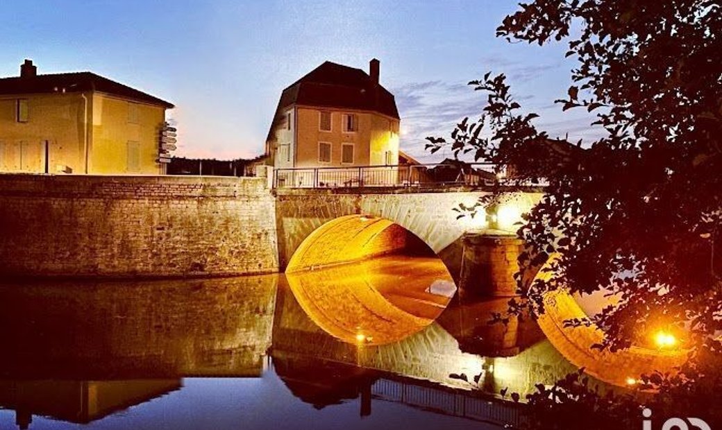 Vente Hôtel Restaurant 934 M² In Cluny, Bourgogne Franche Comté, France ...