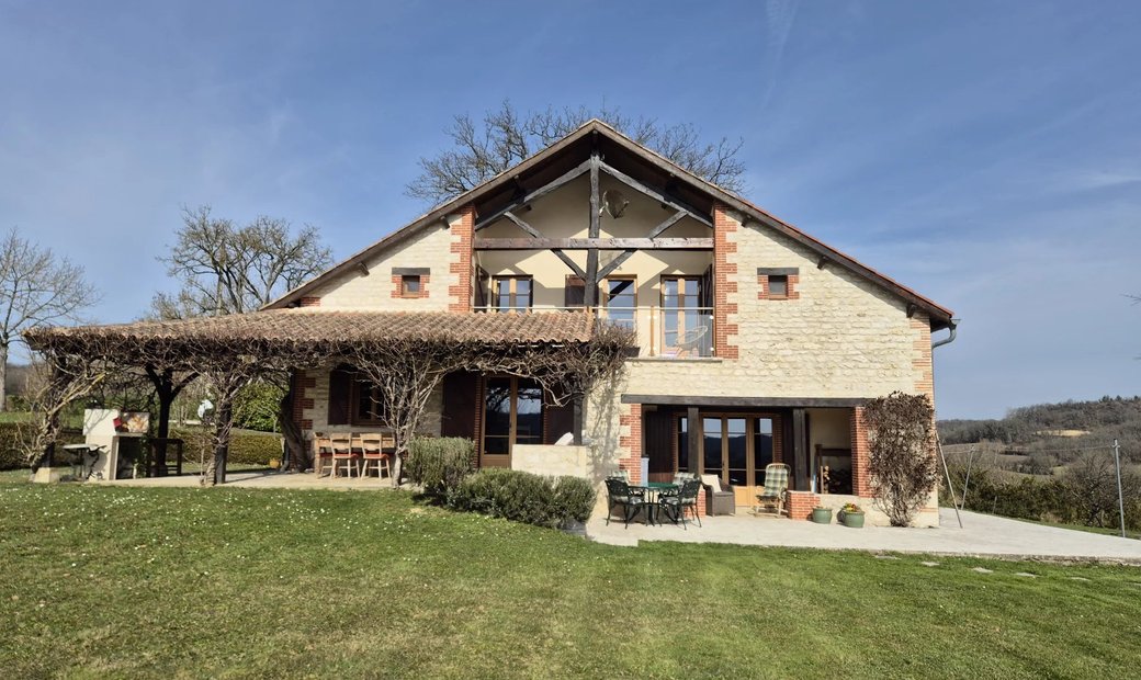 Lovely Converted Stone Barn With Pool In Lauzerte, Occitanie, France ...