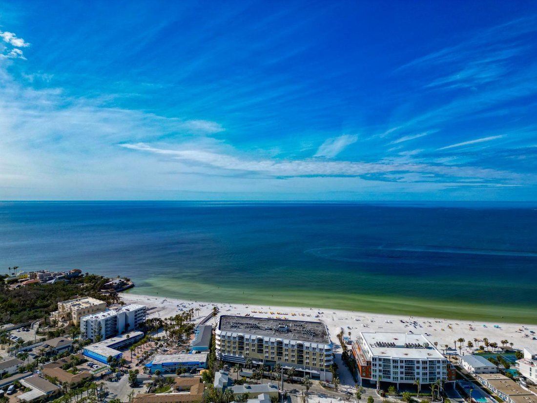 Luxury Beachside Condo On Siesta Key In Siesta Key, Florida, United ...