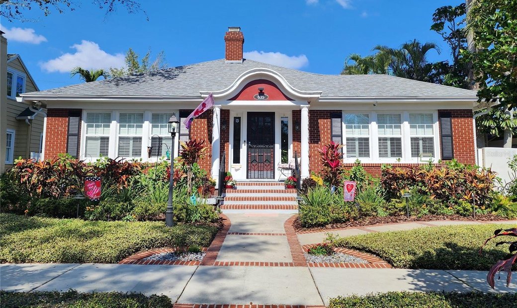 Move In Ready Classic Brick Home In St. Petersburg, Florida, United ...