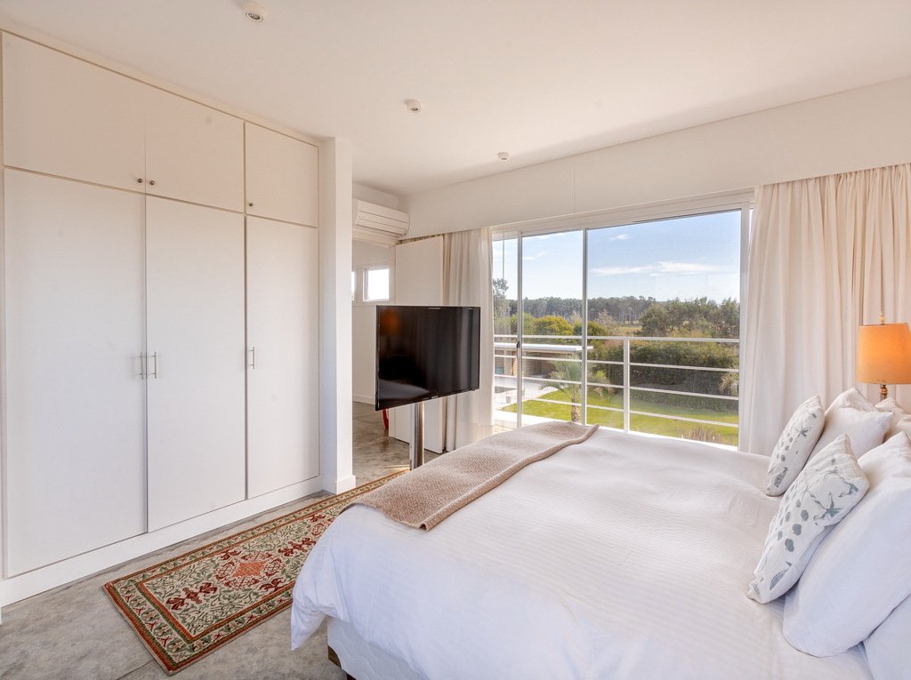 Modern Finca In Laguna Garzón In Garzón, Maldonado Department, Uruguay ...