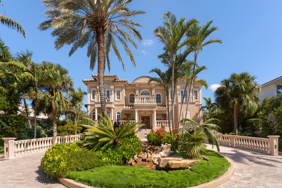 Shark Key Landmark Estate In Key West, Florida, United States For Sale ...