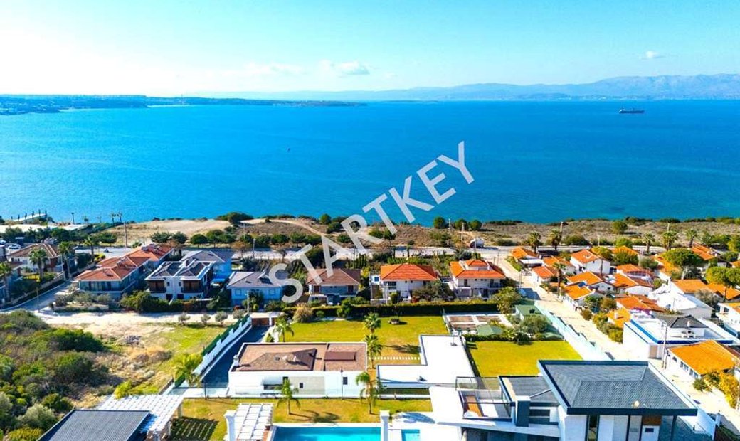 Cesme Ciftlikkoy 1500 M2 Arazi Uzerinde Full Deni̇z Manzarali In İzmir ...