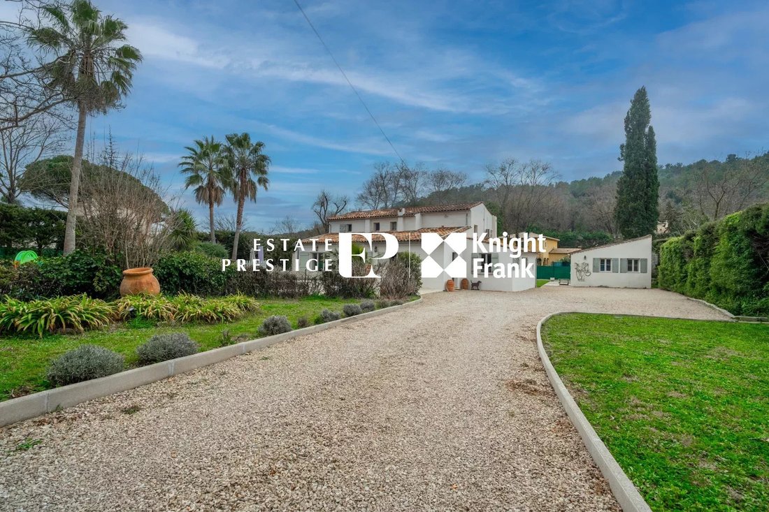 Opio – A Perfectly Located Villa In Opio, Provence Alpes Côte D'azur ...