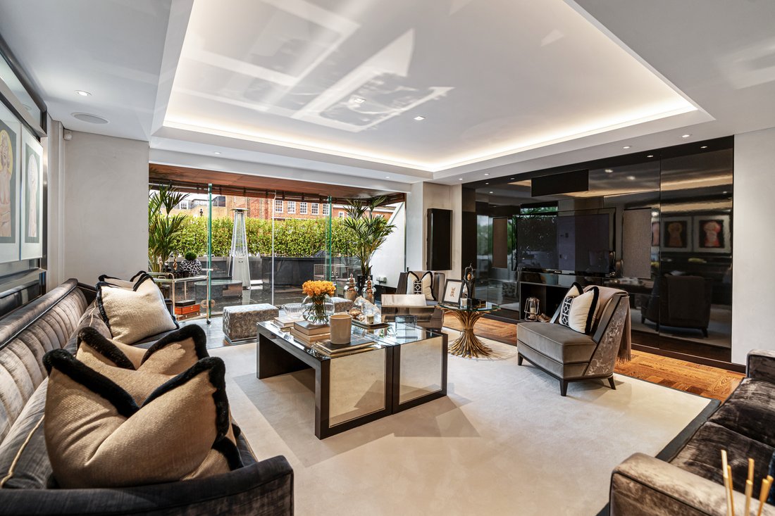 Exceptional Trophy Duplex Apartment In The In London, England, United ...