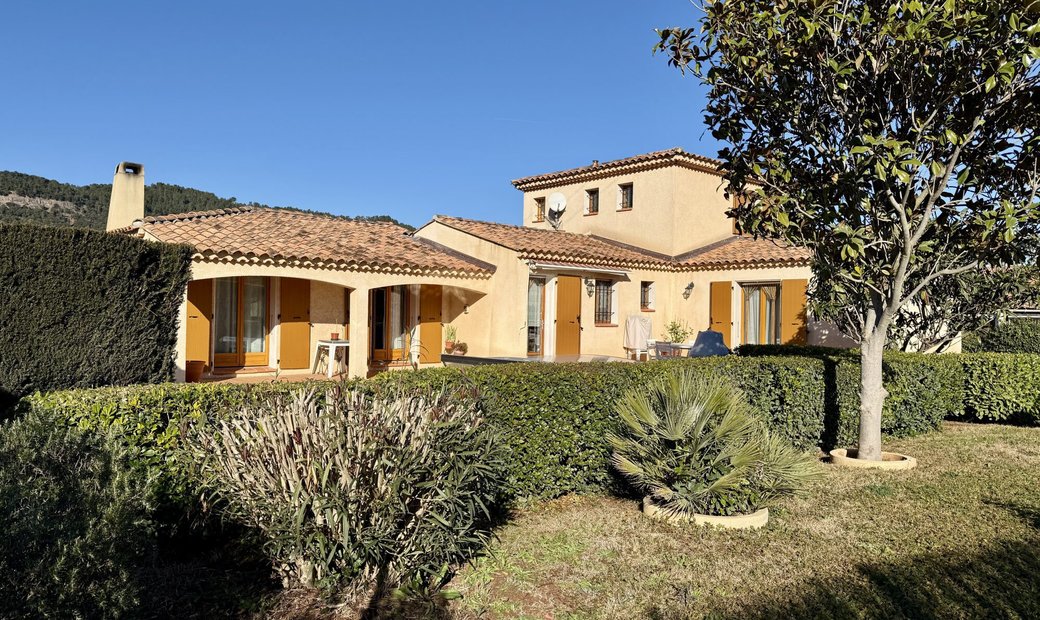 Gonfaron Villa In Gonfaron, Provence Alpes Côte D'azur, France For Sale ...