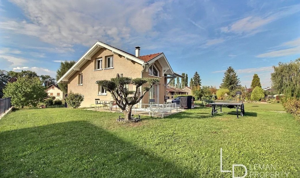 Messery House In Messery, Auvergne Rhône Alpes, France For Sale (15264506)