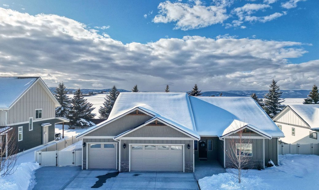 Maintained 2022 Home With 3 Car Garage In Kalispell, Montana, United ...
