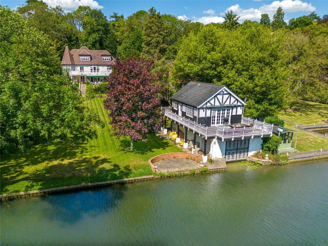 The Warren, Caversham, Reading In Reading, England, United Kingdom For ...