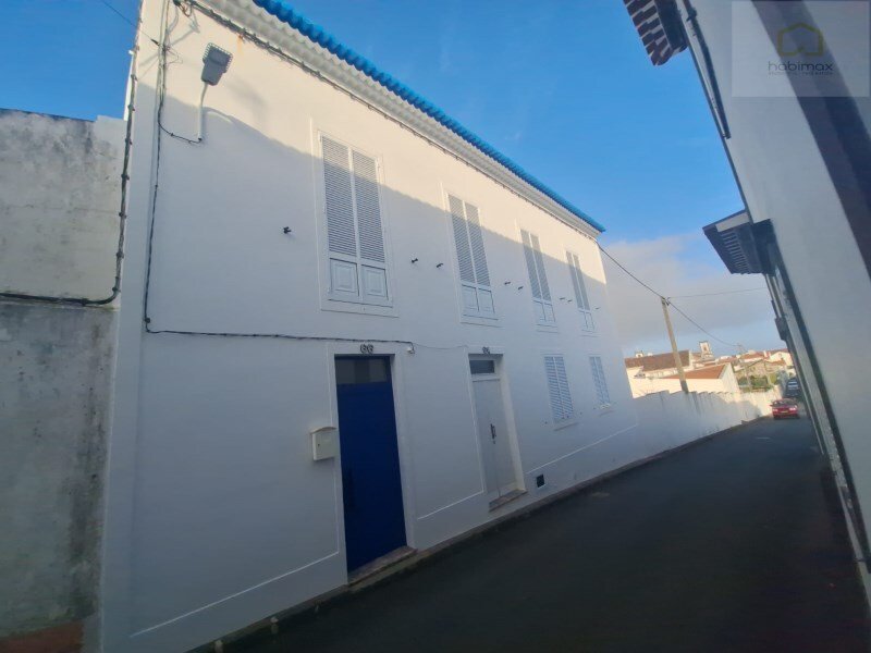 3 Bedroom Villa With Large Backyard. Vila Franca Do Campo In Azores ...