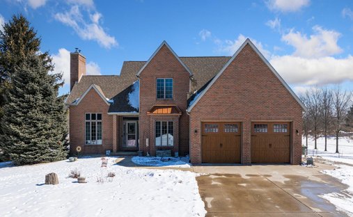 Maisons de luxe à vendre à Claypool, Indiana | JamesEdition