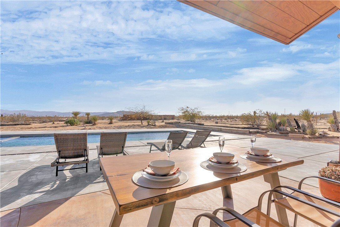 Newly Upgraded Home On 15 Tranquil In Joshua Tree, California, United ...