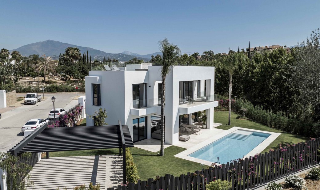 Contemporary New Build Villa In El Campanario, In Estepona, Andalusia, Spain For Sale (15274449)