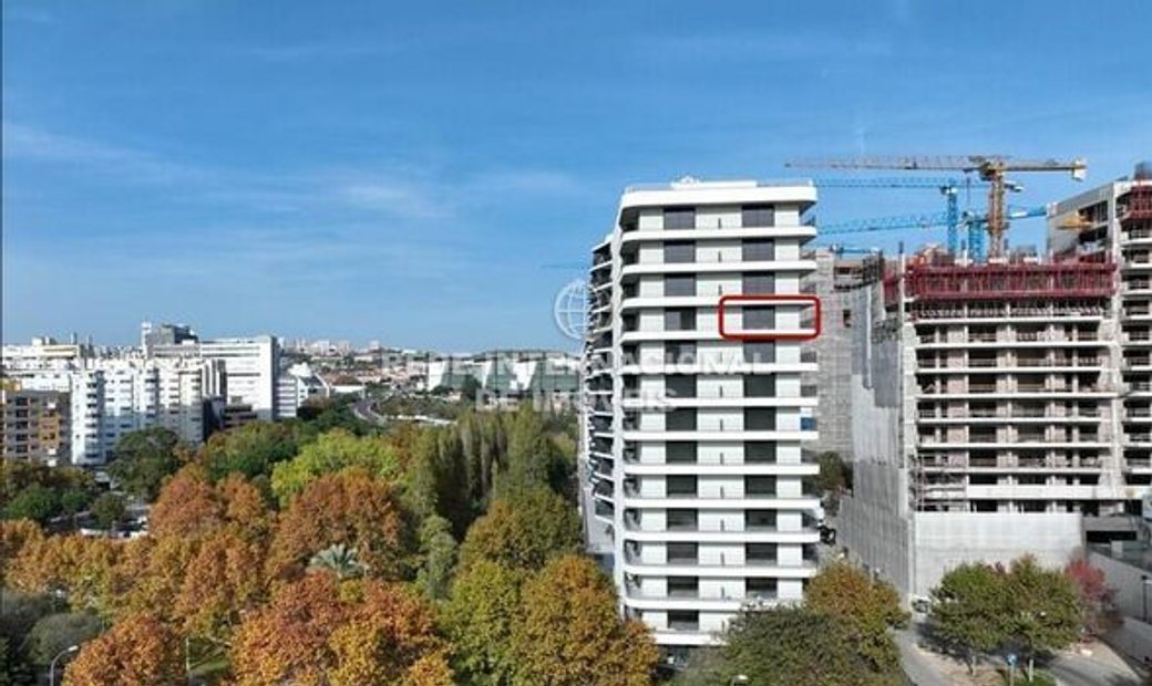 Resale Of A New 3 Bedroom Apartment In The Rio In Oeiras, Lisbon ...