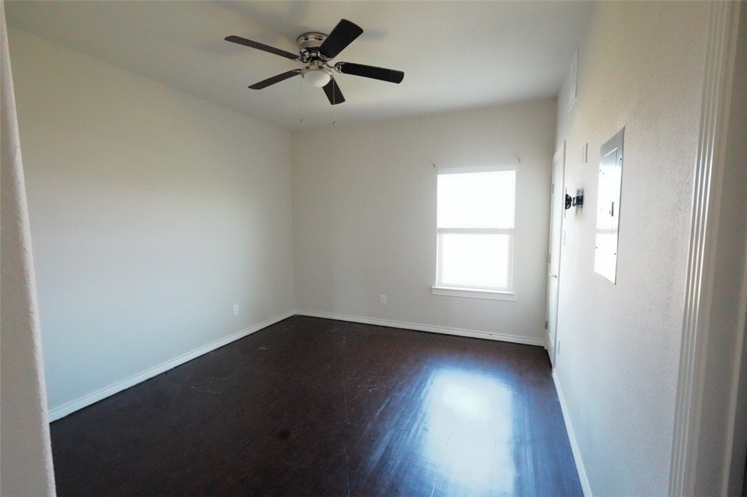 Fourplex In Bryan, Texas, United States For Sale (15277228)