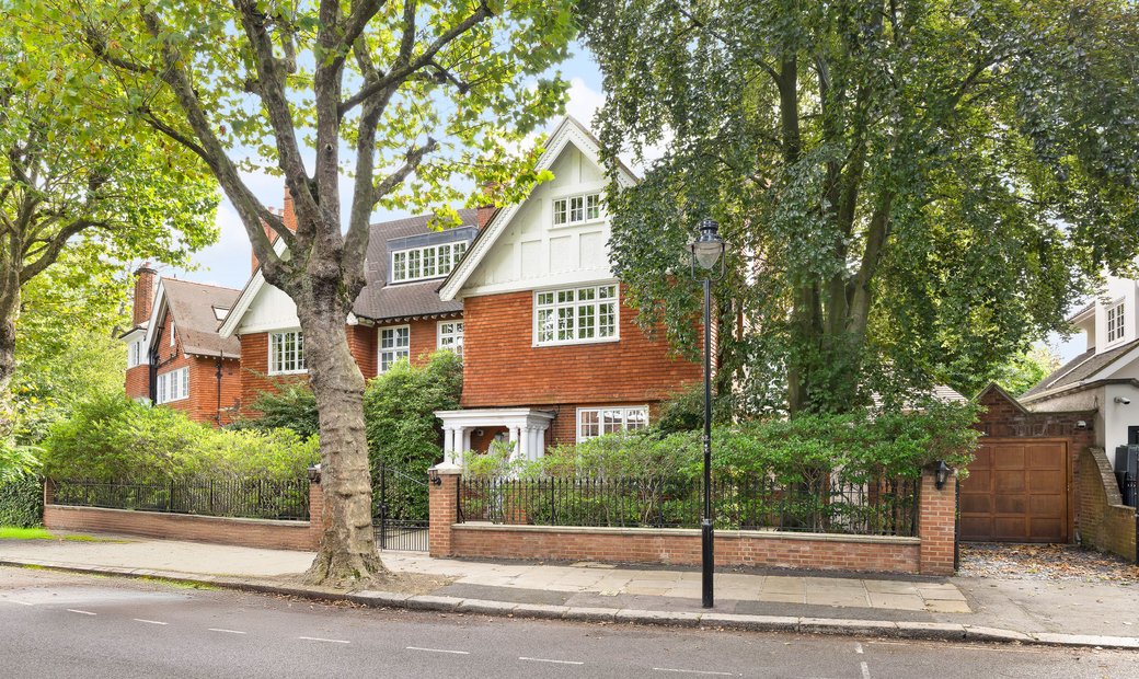 A Contemporary Primrose Hill Home With In London, England, United ...