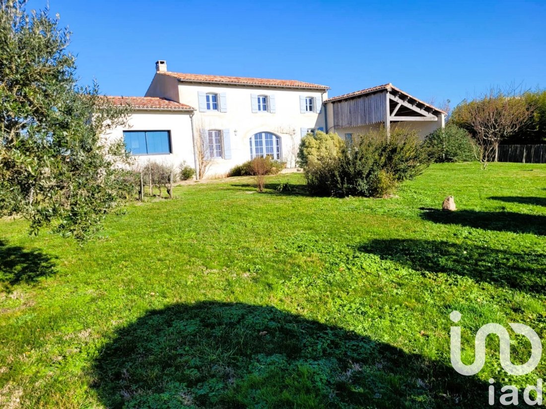 Vente Maison/Villa 6 In Saint Fort Sur Gironde, Nouvelle Aquitaine ...