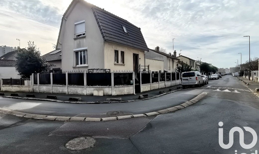 Vente Maison Traditionnelle 6 Pièces In Villejuif, île De France ...