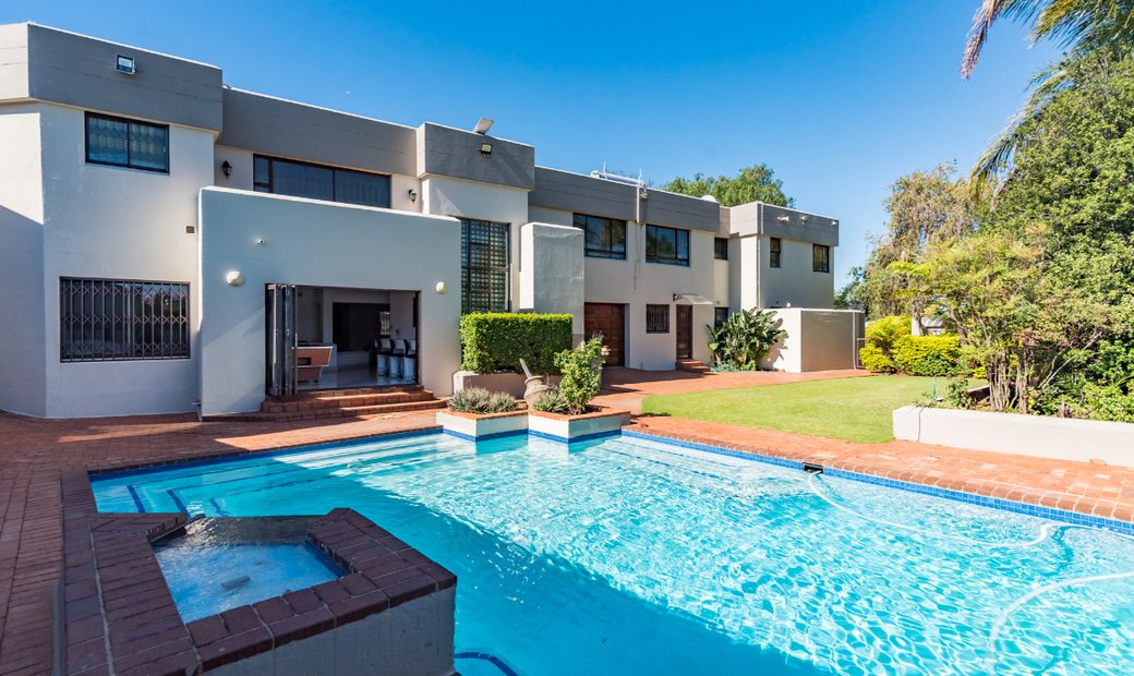 Bespoke 5 Bed Family Home In Upper Dans Johannesburg, Gauteng, Afrique ...