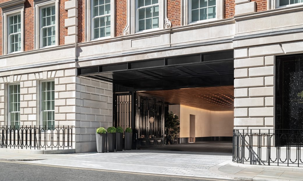 An Elegant Duplex Apartment In The Heart Of In London, England, United ...