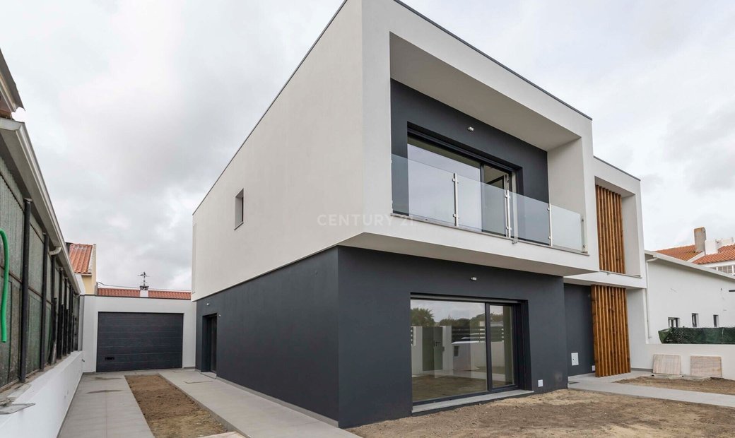 Villa Seixal Portugal In Amora, Setubal, Portugal For Sale (15280731)