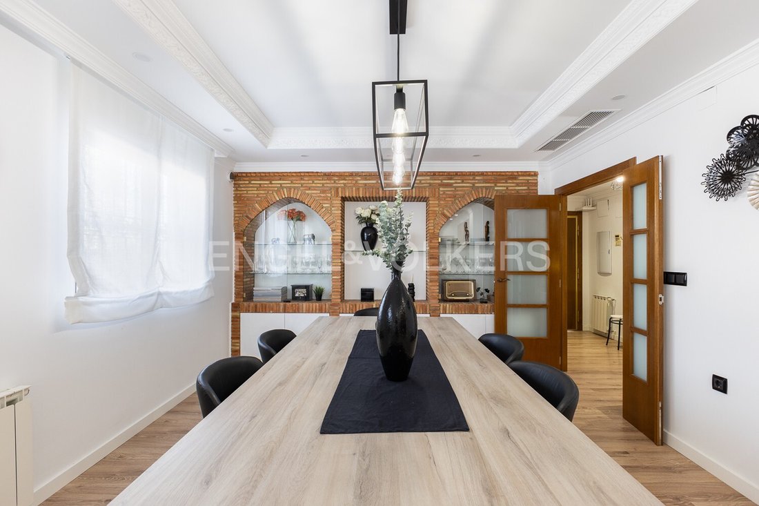 Villa With Pool And Outdoor Kitchen In In Bétera, Valencian Community ...