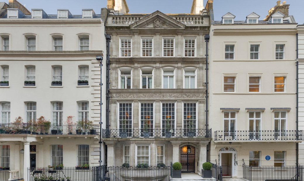 Exceptional Trophy Duplex Apartment In The In London, England, United ...