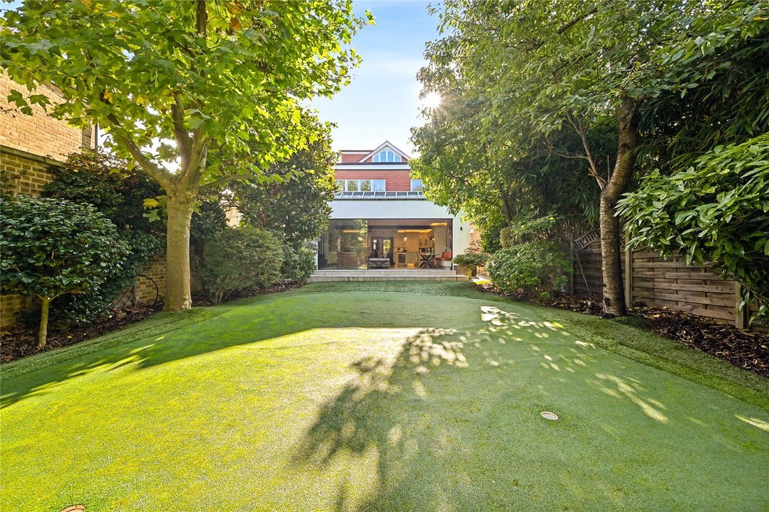 Vanbrugh Road, London In London, England, United Kingdom For Sale ...
