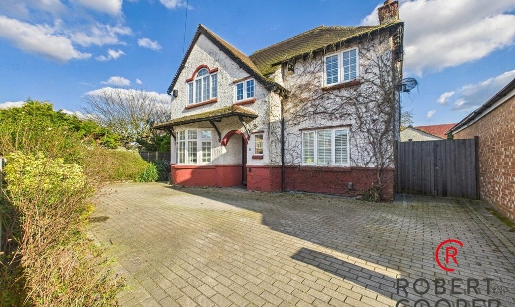 House, Primrose Gardens, Ruislip, In Ruislip, England, United Kingdom ...