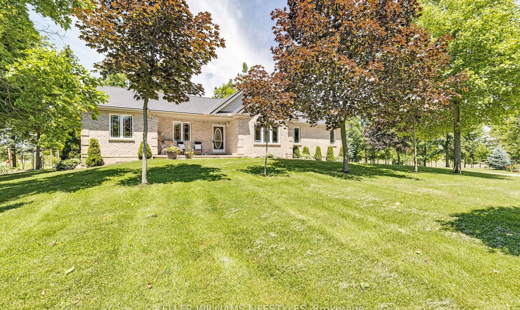 Farm And Agriculture Dutton/Dunwich In Iona Station, Ontario, Canada ...